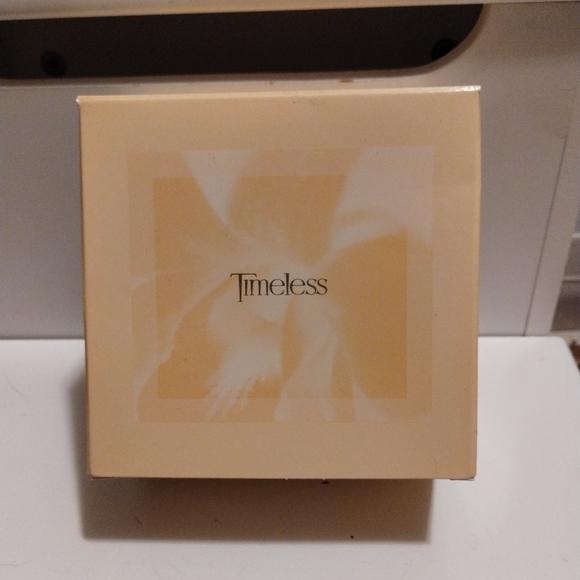 Avon | Bath & Body | Avon Timeless 3pc Gift Set | Poshmark